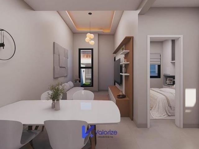 Casa com 02 quartos em Matinhos
