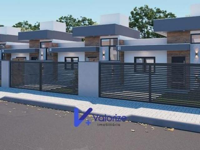 Casa com 02 quartos em Matinhos