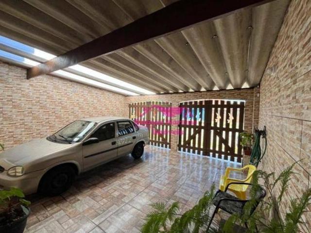 CASA COM 02 QUARTOS EM LOCALIZAÇÃO PRIVILEGIADA Á VENDA NA PRAIA DE MONGAGUÁ