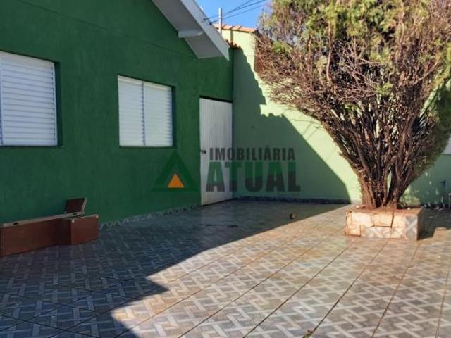 Casa com 02 quartos sendo 01 suíte na região norte de Londrina