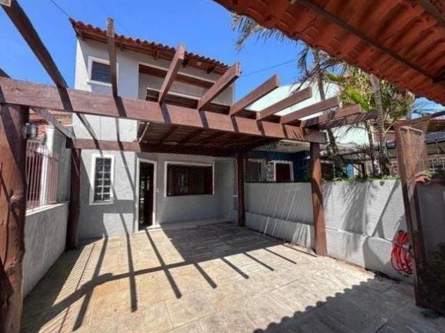 Casa com 02 quartos sendo 01 suite no bairro Hípica