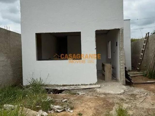 Casa com 02 quartos, 65m² no Loteamento Setparque SJC