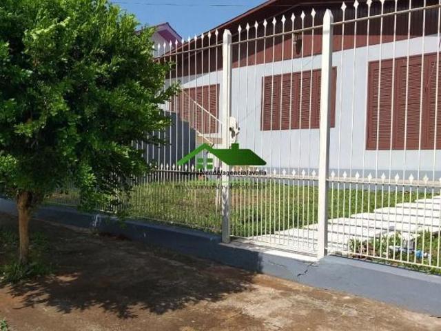 CASA COM 04 DORM+ casa nos fundos 180M² NO CENTRO SANTO ÂNGELO RS