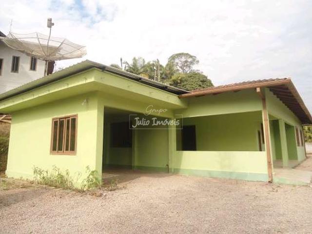 Casa com 04 dormitórios na Limeira Baixa