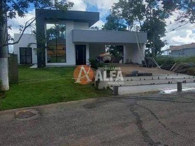 Casa com 04 Dormitórios no Condomínio Paysage Noble Vargem Grande Paulista/SP