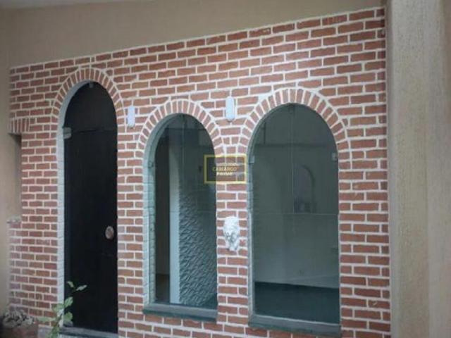 Casa com 04 dormitórios para venda na Bela Vista