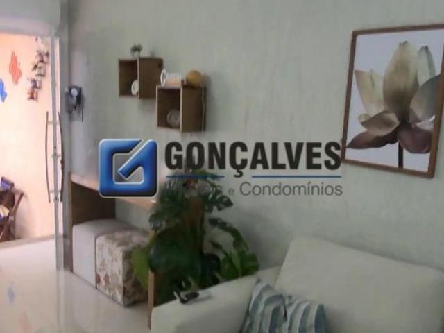 Casa com 04 dormitórios sendo 02 suítes – Baeta Neves São Bernardo do Campo /SP