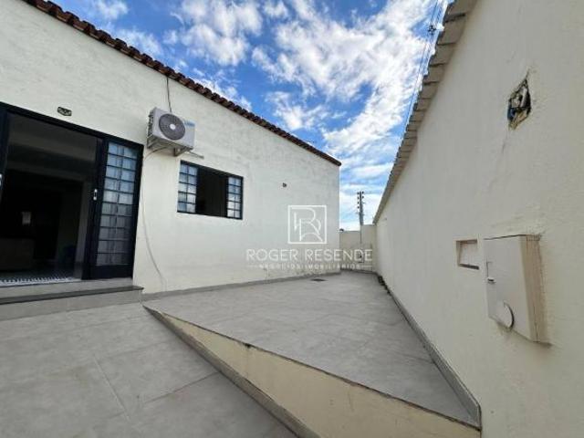 Casa com 04 quartos no Bairro Bueno Franco em Betim