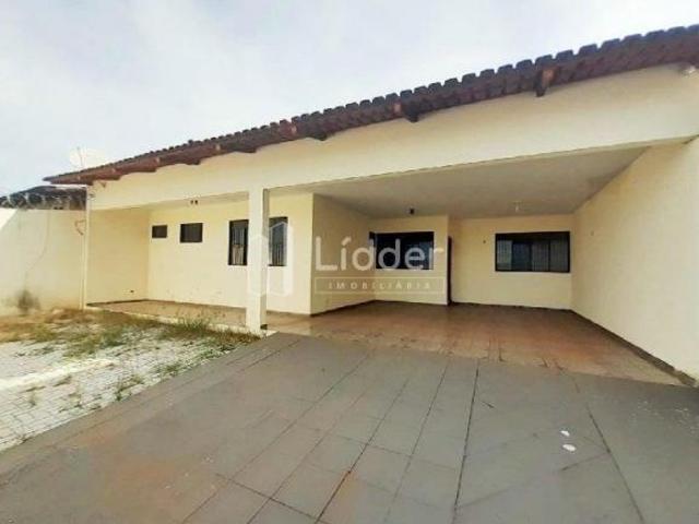 Casa com 04 quartos no Setor Celina Park Goiânia