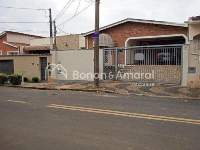 Casa com 04 Quartos e Edícula à Venda no Taquaral