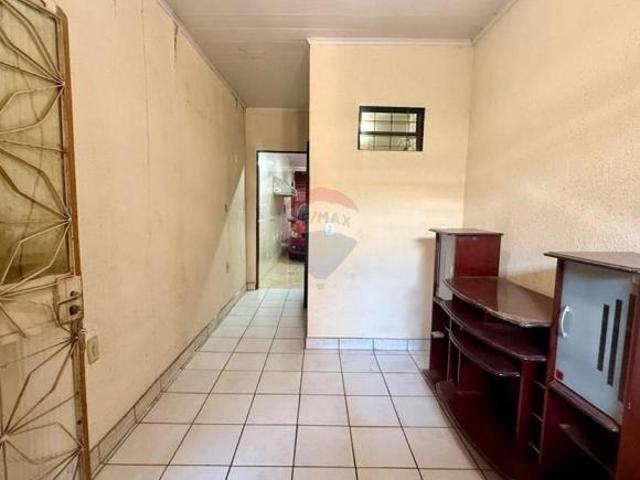 Casa com 04 quartos em Ceilândia Norte Com acesso independente para montar comércio Imóvel res