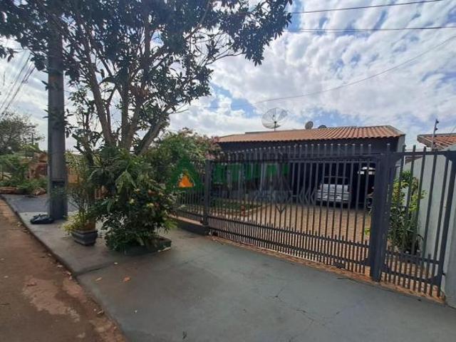 Casa com 04 quartos sendo 01 suíte na região leste de Londrina