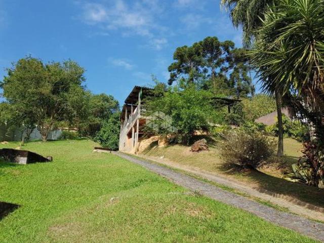 Casa com 06 dormitórios, a venda por R$ 750.000,00 Condomínio Jd Cinco lagos Mairiporã SP