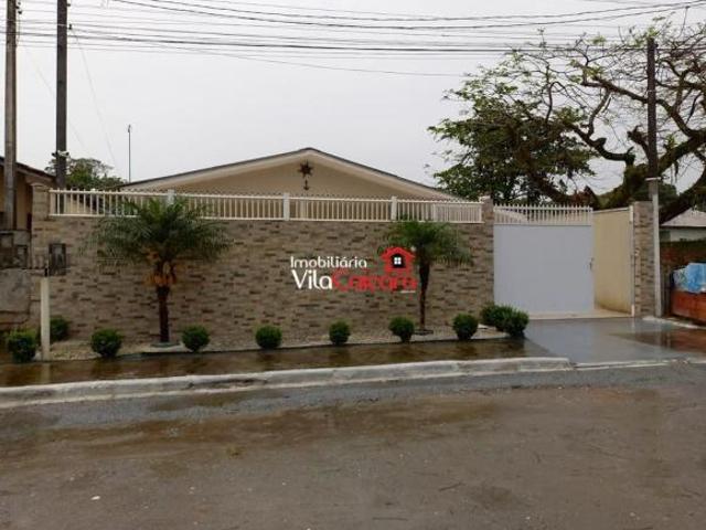 Casa com 06 quartos e piscina em Pontal do Paraná