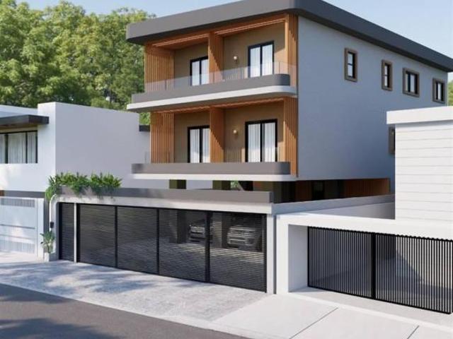 CASA COM 100,70 m² AVIAÇÃO PRAIA GRANDE SP