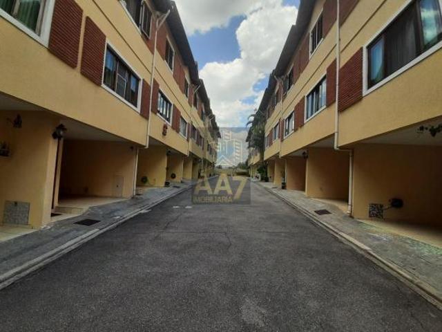 Casa com 100 m² e 2 quartos à venda em Vila Gomes