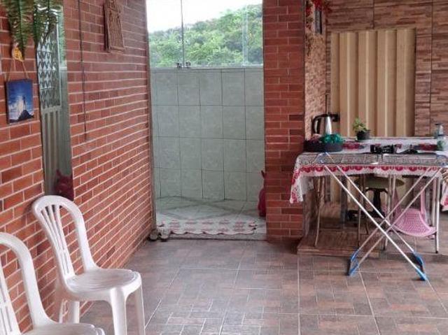 Casa com 100 m² e 3 quartos à venda em Cristina B