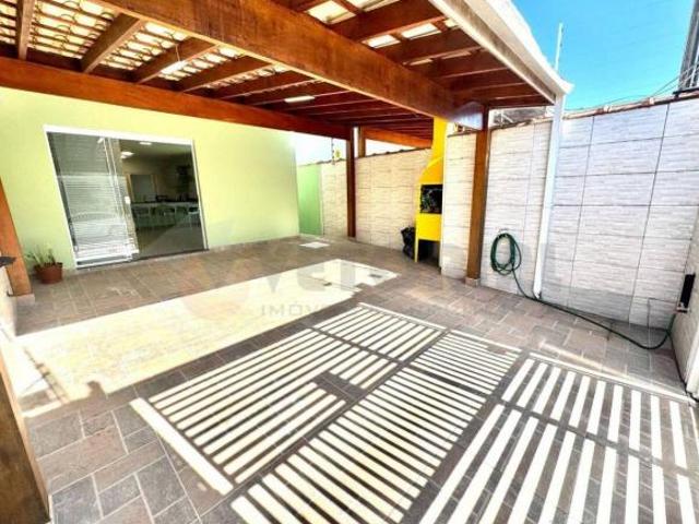 Casa com 100 m² e 4 quartos à venda em Massaguaçu