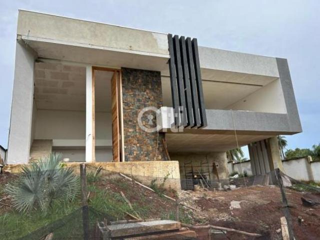 Casa com 1012 m² e 4 Quartos à venda condomínio Versailles