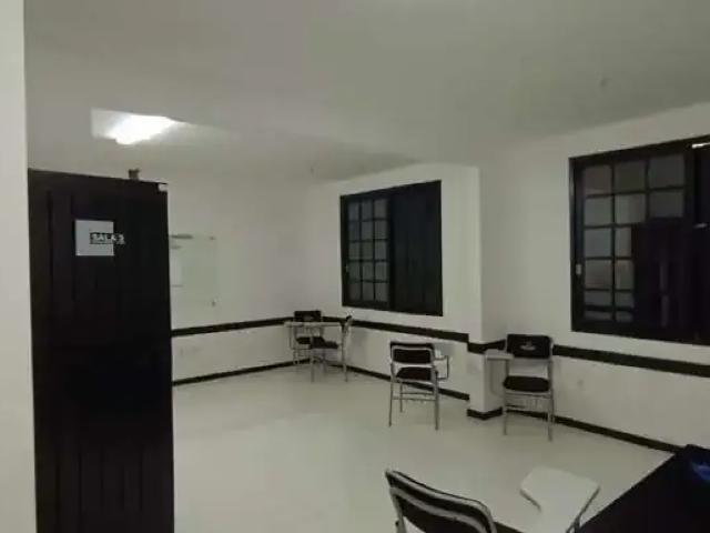 Casa com 10 quartos para alugar na Rua Coronel Durval Mattos, Costa Azul, Salvador