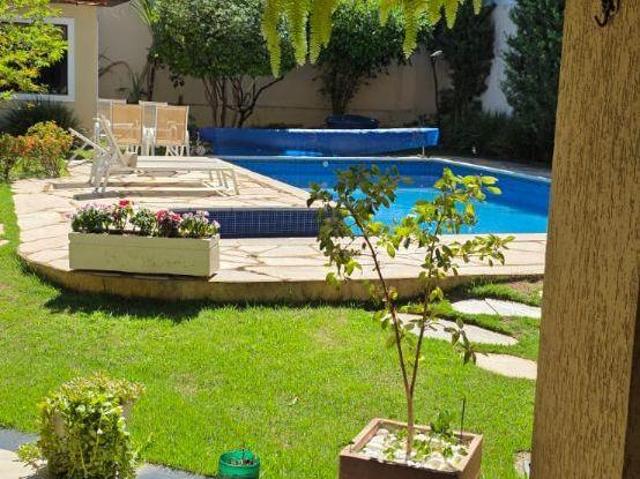 Casa com 1100 m² e 4 quartos à venda em Guara I