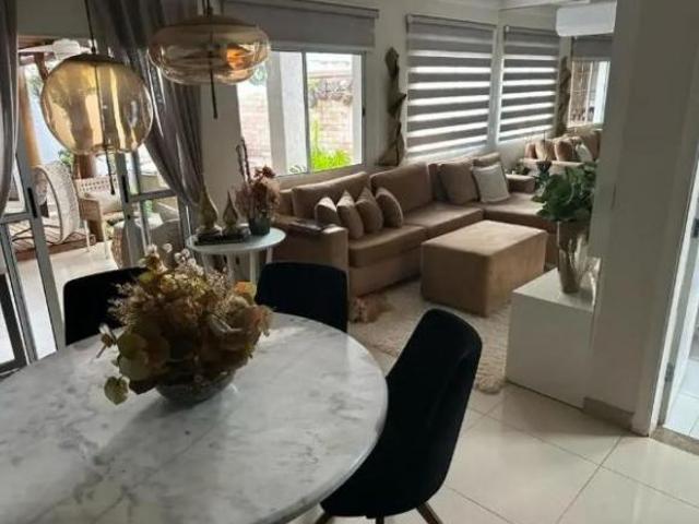 Casa com 110 m² e 3 quartos à venda em Vila Matilde