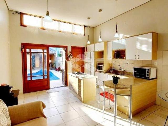 Casa com 110m² e 3 quartos à venda no Partenon