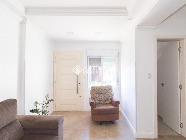 Casa com 110m, 3 quartos, 1 suíte e 4 vagas no bairro Aberta dos Morros Porto Alegre/RS