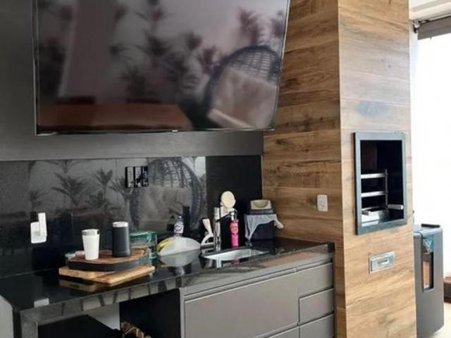 Casa com 114 m² e 3 quartos à venda em Jardim Esplanada II