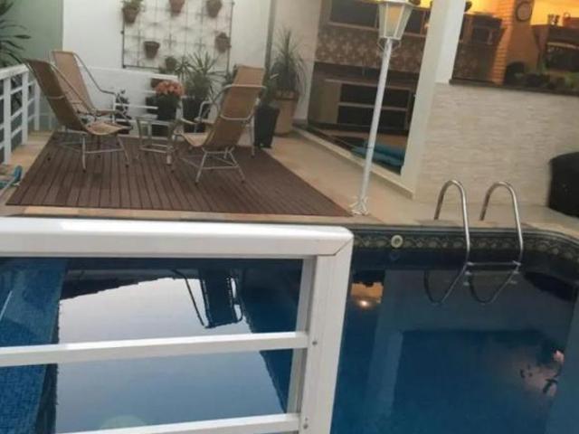 Casa com 118 m² e 3 quartos à venda em Água Rasa