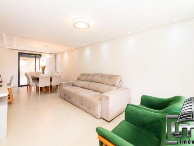 Casa com 118 m² e 3 quartos à venda em Santa Cândida