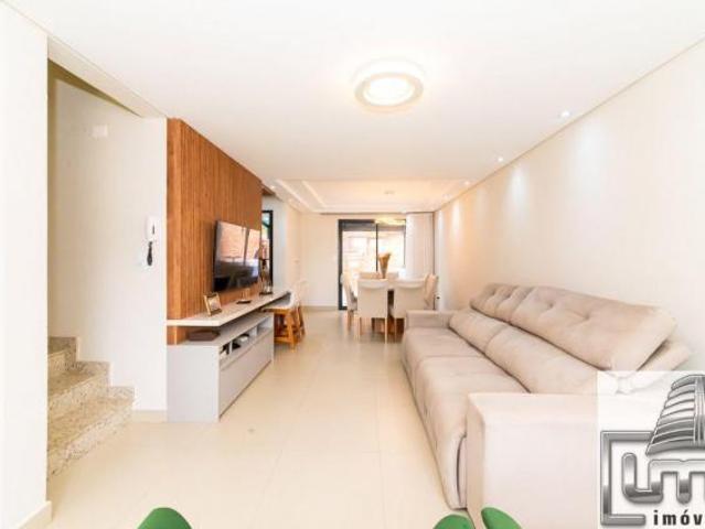 Casa com 118 m² e 3 quartos à venda em Santa Cândida
