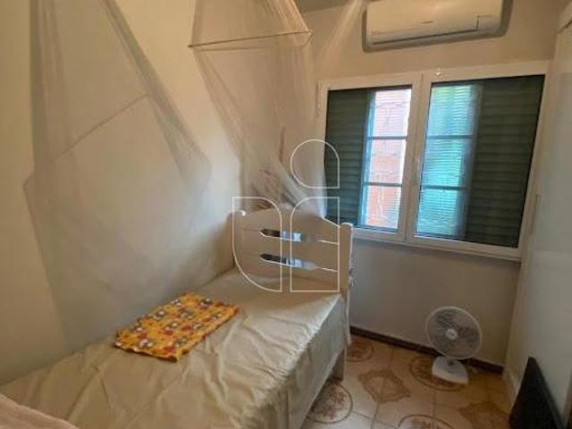 Casa com 11,6m de Frente e 210m² de Terreno