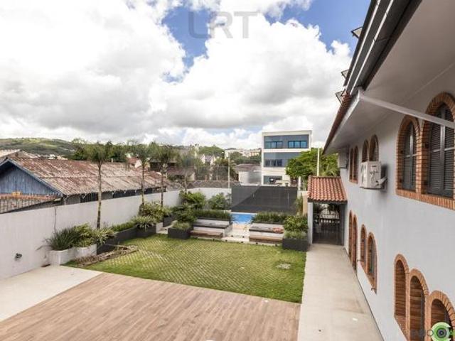 Casa com 11 quartos à venda em Partenon RS