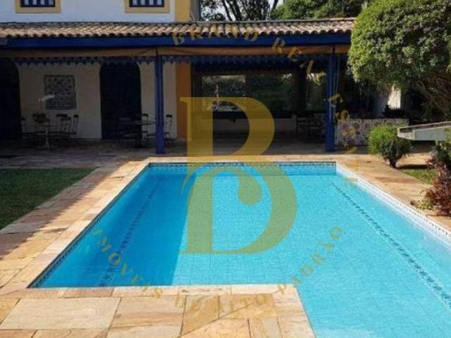 Casa com 1200 m², 10 quartos sendo 6 suítes à venda no bairro Morumbi
