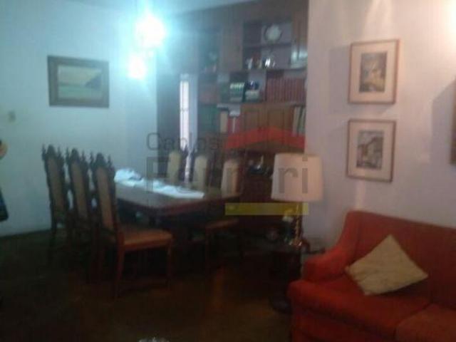 CASA COM 120m²! 2 DORMS, 1 VAGA NO JARDIM SÃO PAULO!