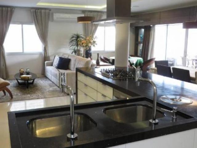 Casa com 125 m² e 3 quartos à venda em Chácara Roselândia