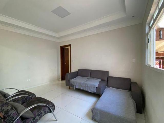 Casa com 126m², 2 dormitórios e 3 vagas. Boa Vista/ SCS