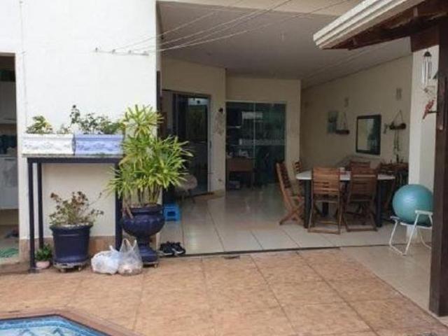Casa com 128 m² 3 quartos à venda em Parque São Vicente