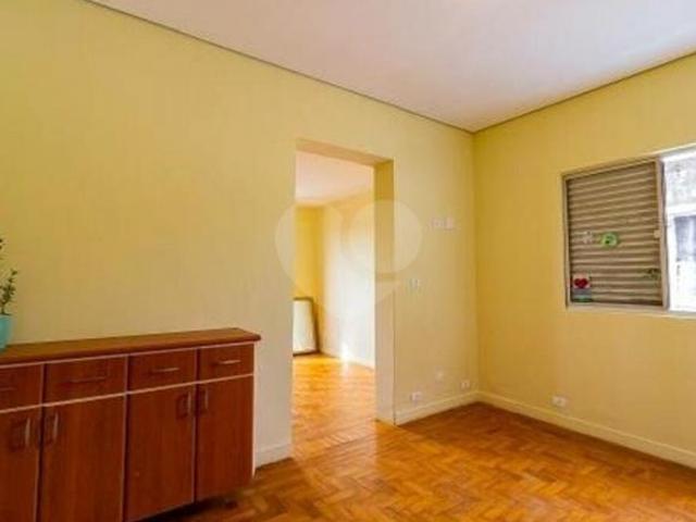 Casa com 12 quartos à venda em Cambuci SP