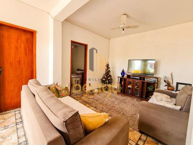 Casa com 12 quartos à venda em Belo Horizonte, no bairro Padre Eustáquio