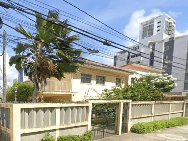 Casa com 12 Quartos e 4 banheiros à Venda, 380 m² por R$ 2.000.000