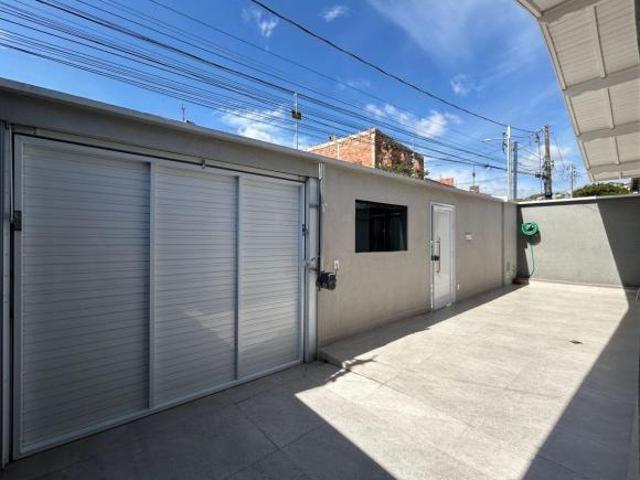 Casa com 130 m² e 3 quartos à venda em Vila José Carlos