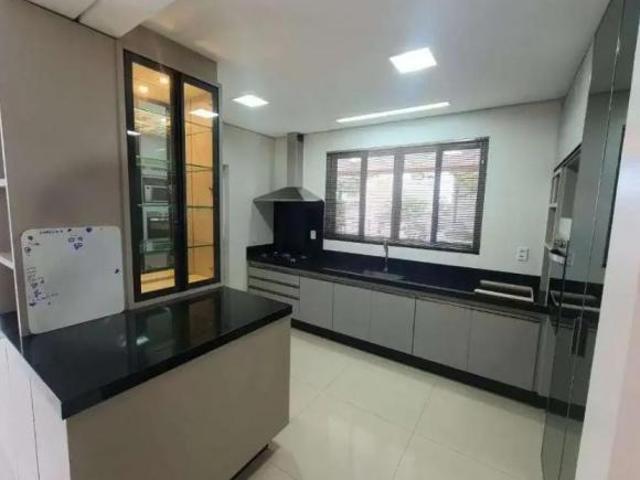 Casa com 130 m² e 3 quartos à venda em Vila Pires