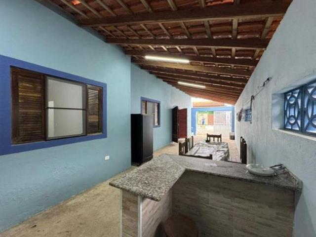 Casa com 131 m² e 2 quartos à venda em Jardim Marambaia