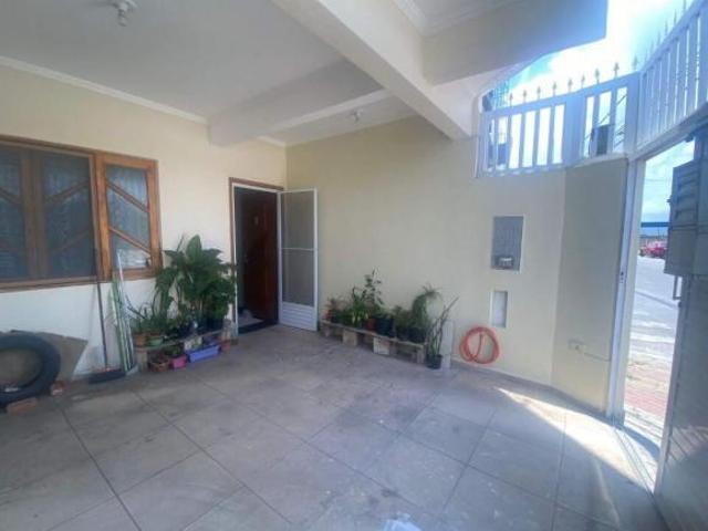 CASA COM 132,00 m² AVIAÇÃO PRAIA GRANDE SP