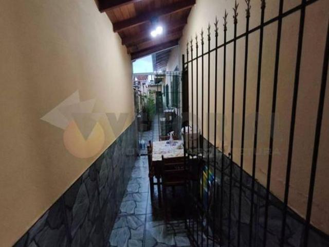 Casa com 132 m² e 2 quartos à venda em Indaiá
