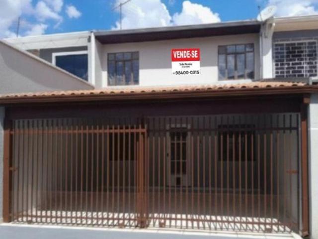 Casa com 132 m² e 3 quartos à venda em Cajuru Contato com o corretor 4198400 0315