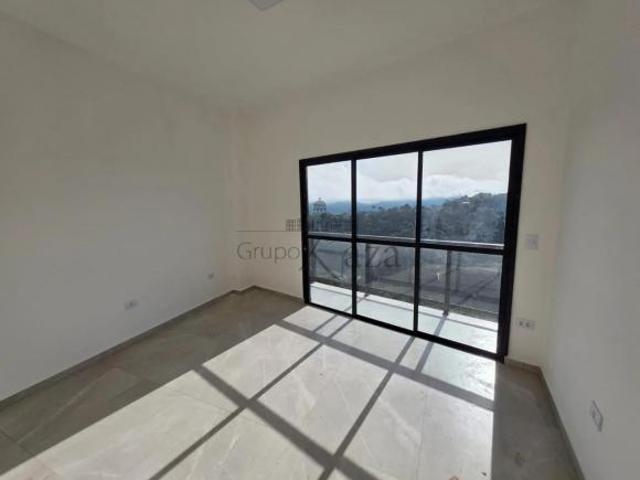 Casa com 1350 m² 3 quartos à venda no Condomínio Águas de Igaratá