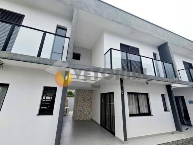 Casa com 141 m² e 2 quartos SENDO 2 SUITES à venda em Capricórnio II